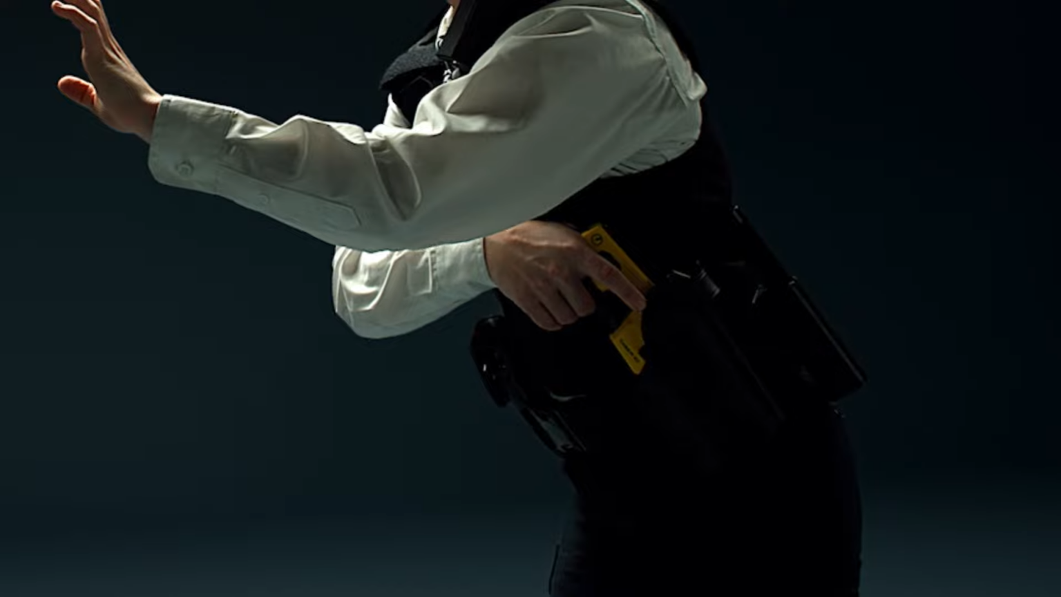 How the Axon TASER 10 Compares to Other Self-Defense Devices - Armorial ...
